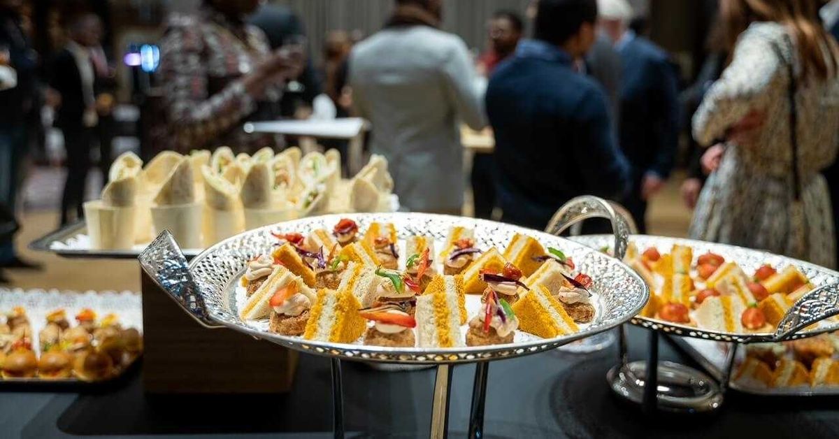 Pourquoi Passer par un Traiteur pour son Événement